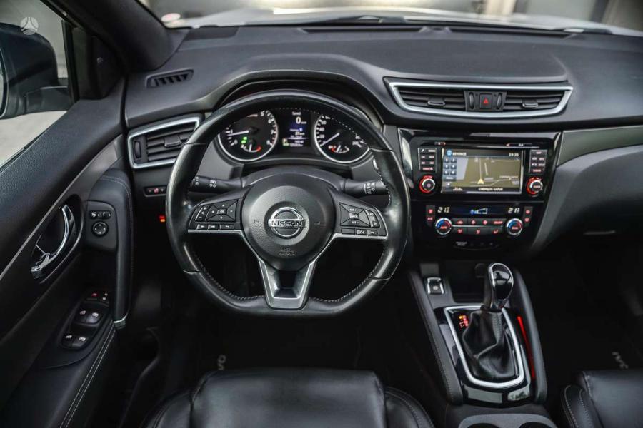 Grey Nissan Qashqai 2018 in Kaunas, with an engine capacity of 1.20 L and mileage of 125 thousand km for 12200 €, photo 12 on AUTOMOTO.COM.LV