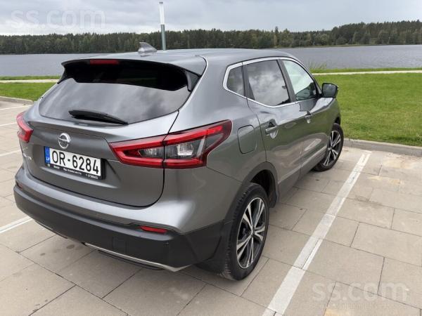 Pelēks Nissan Qashqai 2018 Ogre, ar dzinēja tilpumu 1.60 L un nobraukumu 208 tūkst. km par 10300 €, foto 7 vietnē AUTOMOTO.COM.LV