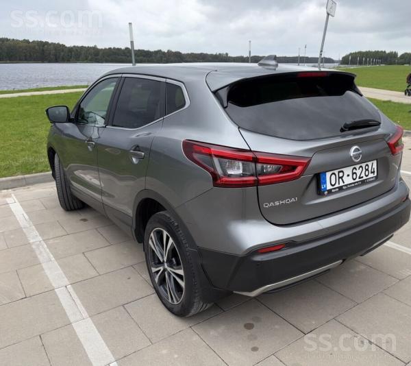 Pelēks Nissan Qashqai 2018 Ogre, ar dzinēja tilpumu 1.60 L un nobraukumu 208 tūkst. km par 10300 €, foto 8 vietnē AUTOMOTO.COM.LV