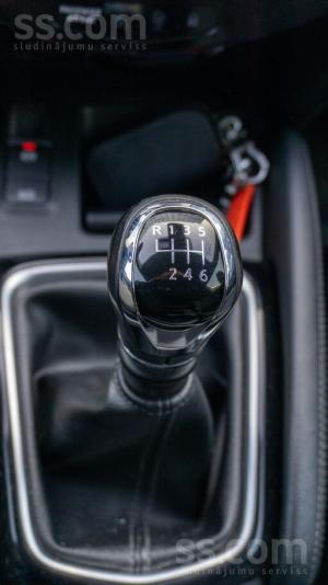 Grey Nissan Qashqai 2018 in Riga, with an engine capacity of 1.20 L and mileage of 203 thousand km for 9190 €, photo 17 on AUTOMOTO.COM.LV
