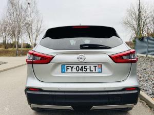 Grey Nissan Qashqai 2019 in Kaunas, with an engine capacity of 1.46 L and mileage of 199 thousand km for 12300 €, photo 9 on AUTOMOTO.COM.LV