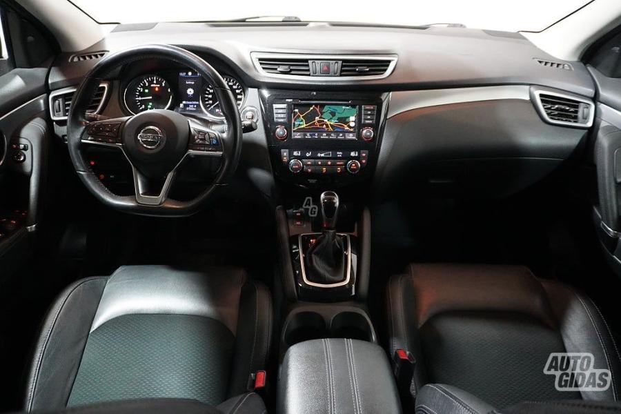 Grey Nissan Qashqai 2019 in Kaunas, with an engine capacity of 0.00 L and mileage of 57 thousand km for 21469 €, photo 12 on AUTOMOTO.COM.LV
