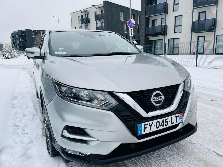 Grey Nissan Qashqai 2019 in Kaunas, with an engine capacity of 1.46 L and mileage of 200 thousand km for 12300 €, photo 7 on AUTOMOTO.COM.LV