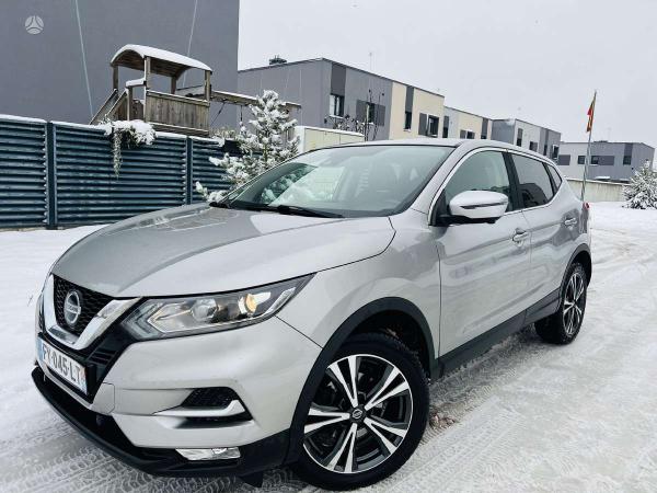 Grey Nissan Qashqai 2019 in Kaunas, with an engine capacity of 1.46 L and mileage of 200 thousand km for 12300 €, photo 9 on AUTOMOTO.COM.LV