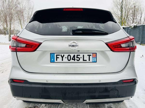Grey Nissan Qashqai 2019 in Kaunas, with an engine capacity of 1.46 L and mileage of 200 thousand km for 12300 €, photo 10 on AUTOMOTO.COM.LV