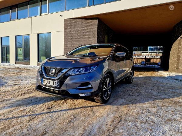 Grey Nissan Qashqai 2019 in Vilnius, with an engine capacity of 1.33 L and mileage of 115 thousand km for 14000 €, photo 1 on AUTOMOTO.COM.LV