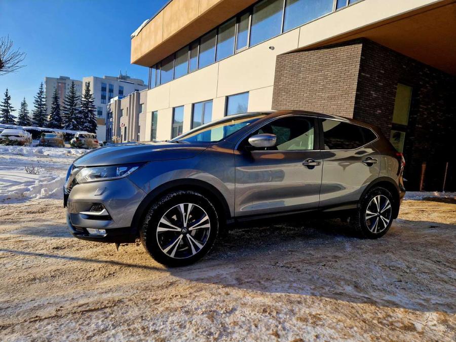 Grey Nissan Qashqai 2019 in Vilnius, with an engine capacity of 1.33 L and mileage of 115 thousand km for 14000 €, photo 8 on AUTOMOTO.COM.LV