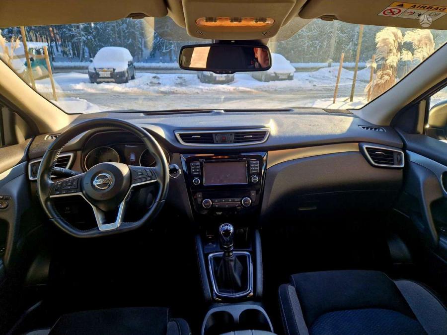 Grey Nissan Qashqai 2019 in Vilnius, with an engine capacity of 1.33 L and mileage of 115 thousand km for 14000 €, photo 12 on AUTOMOTO.COM.LV