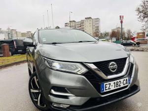 Grey Nissan Qashqai 2019 in Kaunas, with an engine capacity of 1.60 L and mileage of 199 thousand km for 13100 €, photo 2 on AUTOMOTO.COM.LV