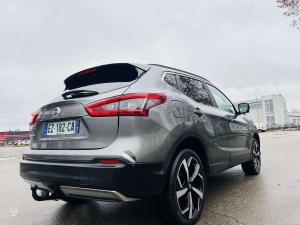Grey Nissan Qashqai 2019 in Kaunas, with an engine capacity of 1.60 L and mileage of 199 thousand km for 13100 €, photo 8 on AUTOMOTO.COM.LV