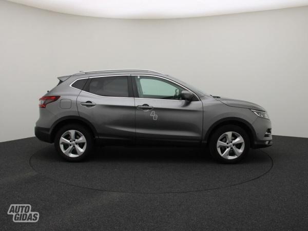 Grey Nissan Qashqai 2019 in Vilnius, with an engine capacity of 1.30 L and mileage of 204 thousand km for 12399 €, photo 9 on AUTOMOTO.COM.LV