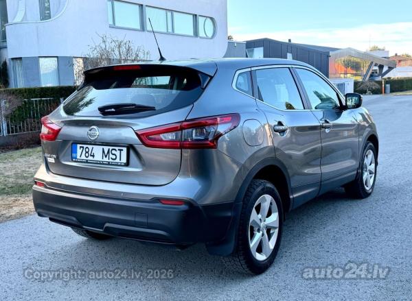 Grey Nissan Qashqai 2019 in Tallinn, with an engine capacity of 1.50 L and mileage of 190 thousand km for 9995 €, photo 2 on AUTOMOTO.COM.LV