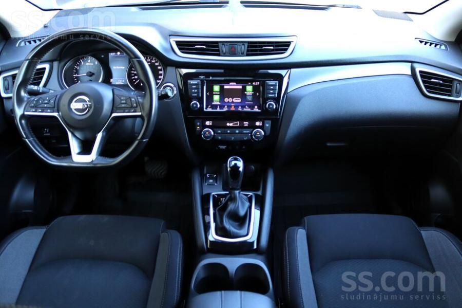 Grey Nissan Qashqai 2019 in Riga, with an engine capacity of 1.30 L and mileage of 51 thousand km for 14490 €, photo 11 on AUTOMOTO.COM.LV