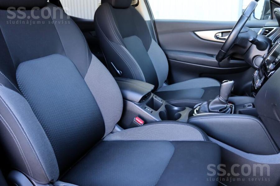 Grey Nissan Qashqai 2019 in Riga, with an engine capacity of 1.30 L and mileage of 51 thousand km for 14490 €, photo 24 on AUTOMOTO.COM.LV