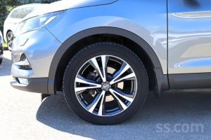Grey Nissan Qashqai 2019 in Riga, with an engine capacity of 1.30 L and mileage of 51 thousand km for 14490 €, photo 29 on AUTOMOTO.COM.LV