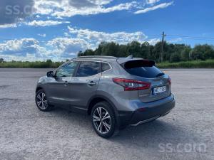 Pelēks Nissan Qashqai 2019 Rīga, ar dzinēja tilpumu 1.20 L un nobraukumu 82 tūkst. km par 11990 €, foto 6 vietnē AUTOMOTO.COM.LV