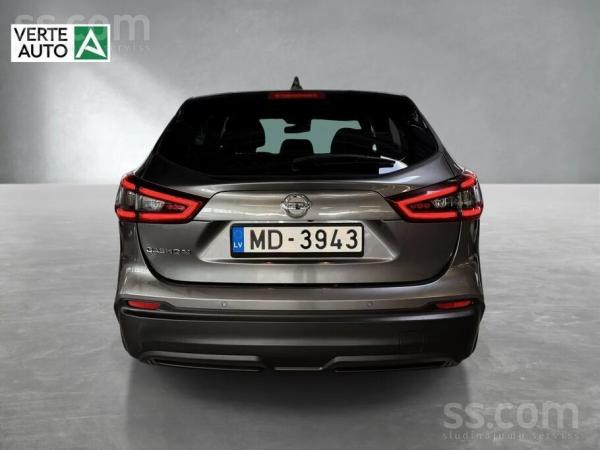 Pelēks Nissan Qashqai 2019 Rīga, ar dzinēja tilpumu 1.30 L un nobraukumu 110 tūkst. km par 13500 €, foto 5 vietnē AUTOMOTO.COM.LV