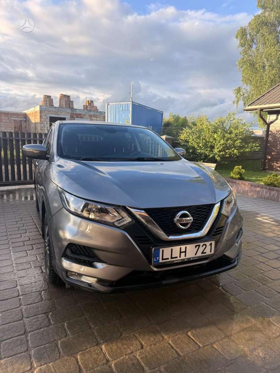 Grey Nissan Qashqai 2019 in Vilnius, with an engine capacity of 1.60 L and mileage of 97 thousand km for 12900 €, photo 5 on AUTOMOTO.COM.LV