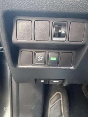 Grey Nissan Qashqai 2019 in Vilnius, with an engine capacity of 1.60 L and mileage of 97 thousand km for 12900 €, photo 18 on AUTOMOTO.COM.LV