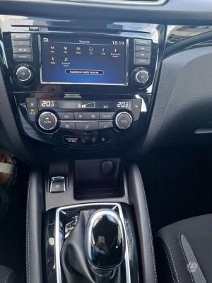 Pelēks Nissan Qashqai 2019 Nemenčinė, ar dzinēja tilpumu 1.33 L un nobraukumu 102 tūkst. km par 12000 €, foto 8 vietnē AUTOMOTO.COM.LV