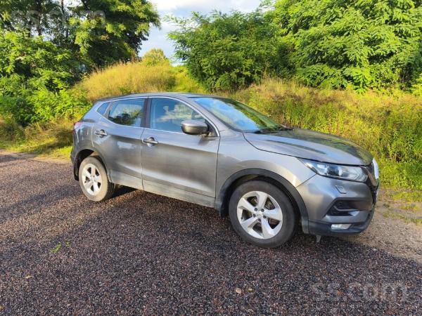 Pelēks Nissan Qashqai 2019 Valmiera, ar dzinēja tilpumu 1.30 L un nobraukumu 173 tūkst. km par 12000 €, foto 4 vietnē AUTOMOTO.COM.LV