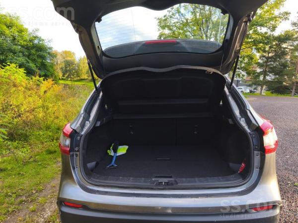 Pelēks Nissan Qashqai 2019 Valmiera, ar dzinēja tilpumu 1.30 L un nobraukumu 173 tūkst. km par 12000 €, foto 6 vietnē AUTOMOTO.COM.LV