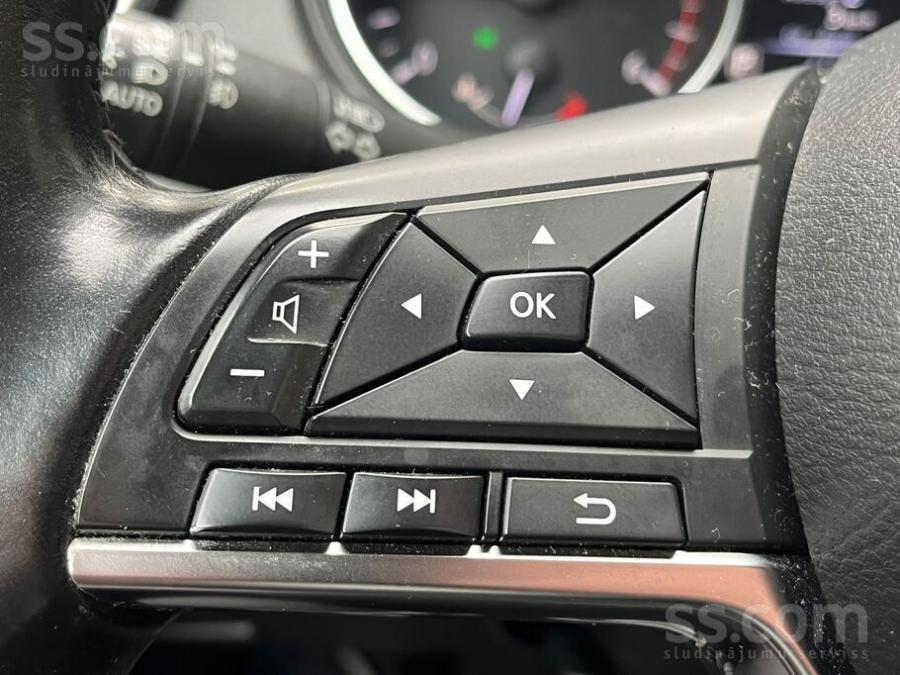 Grey Nissan Qashqai 2019 in Riga, with an engine capacity of 1.60 L and mileage of 0 thousand km for 10699 €, photo 17 on AUTOMOTO.COM.LV