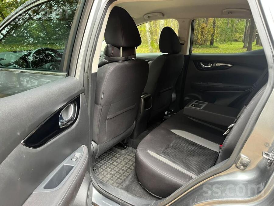 Grey Nissan Qashqai 2019 in Riga, with an engine capacity of 1.60 L and mileage of 0 thousand km for 10699 €, photo 28 on AUTOMOTO.COM.LV
