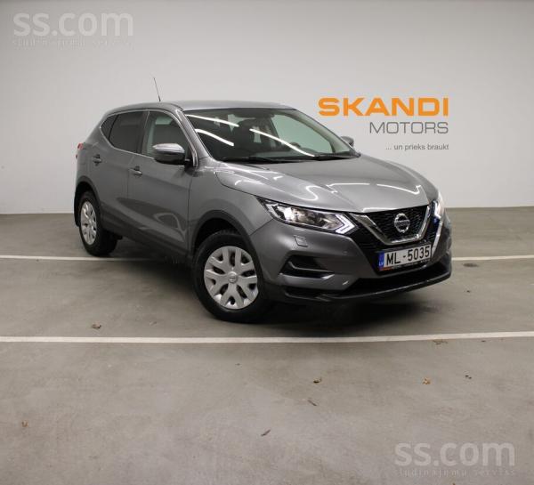 Grey Nissan Qashqai 2020 in Riga, with an engine capacity of 1.30 L and mileage of 105 thousand km for 12990 €, photo 3 on AUTOMOTO.COM.LV