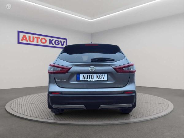 Grey Nissan Qashqai 2020 in Kaunas, with an engine capacity of 1.30 L and mileage of 83 thousand km for 17499 €, photo 4 on AUTOMOTO.COM.LV