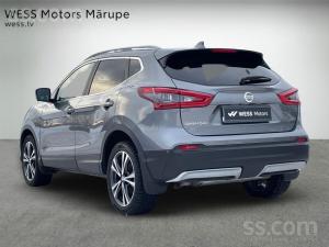Grey Nissan Qashqai 2020 in Riga, with an engine capacity of 1.30 L and mileage of 101 thousand km for 15990 €, photo 18 on AUTOMOTO.COM.LV