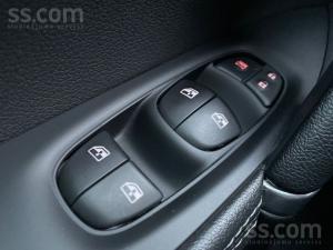 Grey Nissan Qashqai 2020 in Riga, with an engine capacity of 1.30 L and mileage of 101 thousand km for 15990 €, photo 26 on AUTOMOTO.COM.LV