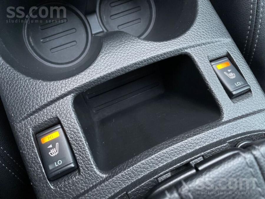Grey Nissan Qashqai 2020 in Riga, with an engine capacity of 1.30 L and mileage of 101 thousand km for 15990 €, photo 31 on AUTOMOTO.COM.LV