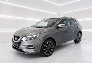 Pelēks Nissan Qashqai 2020 Kauņa, ar dzinēja tilpumu 1.33 L un nobraukumu 95 tūkst. km par 16900 €, foto  vietnē AUTOMOTO.COM.LV