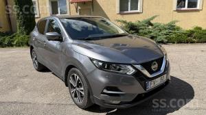 Grey Nissan Qashqai 2020 in Riga, with an engine capacity of 1.30 L and mileage of 122 thousand km for 15595 €, photo  on AUTOMOTO.COM.LV