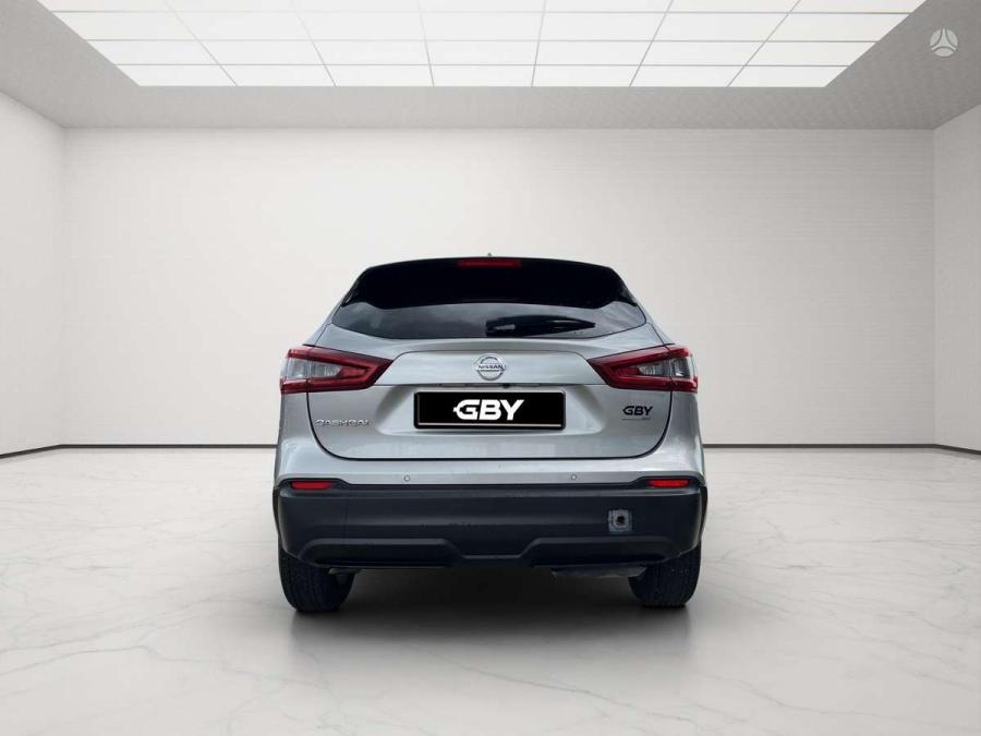 Grey Nissan Qashqai 2020 in Taurage, with an engine capacity of 1.46 L and mileage of 199 thousand km for 11500 €, photo 5 on AUTOMOTO.COM.LV