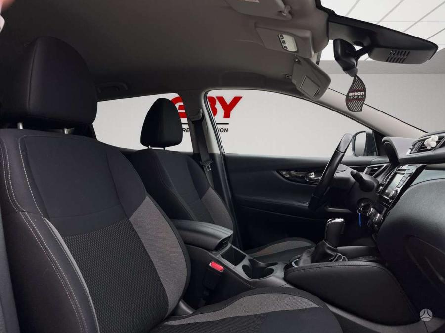 Grey Nissan Qashqai 2020 in Taurage, with an engine capacity of 1.46 L and mileage of 199 thousand km for 11500 €, photo 14 on AUTOMOTO.COM.LV