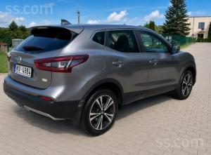 Pelēks Nissan Qashqai 2020 Talsi, ar dzinēja tilpumu 1.30 L un nobraukumu 83 tūkst. km par 17000 €, foto 4 vietnē AUTOMOTO.COM.LV