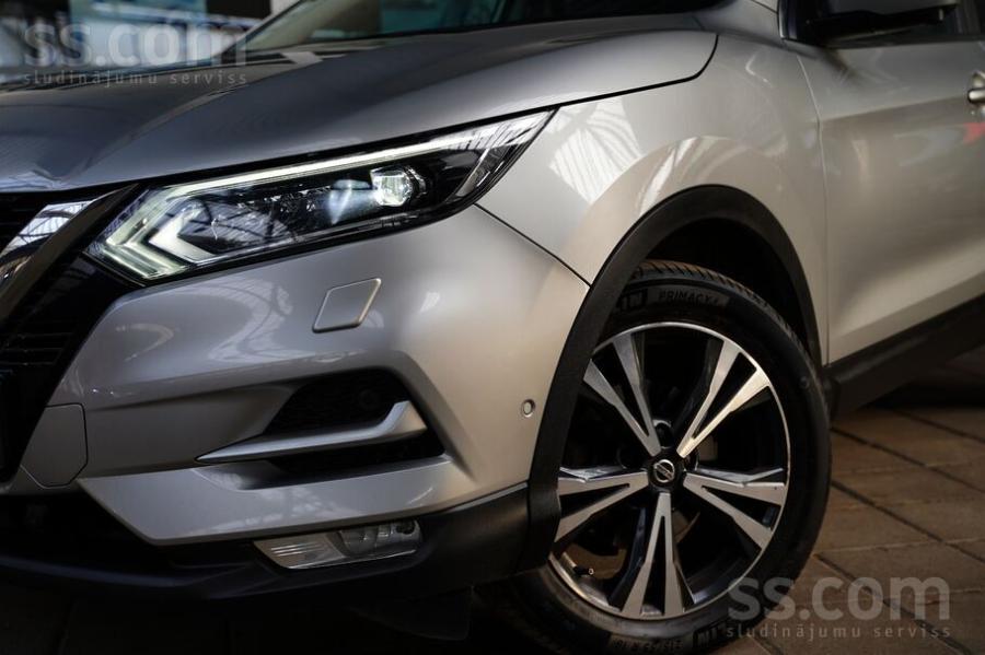 Pelēks Nissan Qashqai 2020 Rīga, ar dzinēja tilpumu 1.30 L un nobraukumu 62 tūkst. km par 16990 €, foto 3 vietnē AUTOMOTO.COM.LV