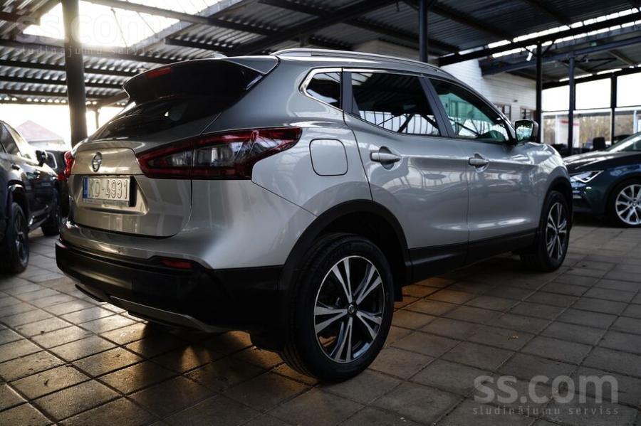 Pelēks Nissan Qashqai 2020 Rīga, ar dzinēja tilpumu 1.30 L un nobraukumu 62 tūkst. km par 16990 €, foto 6 vietnē AUTOMOTO.COM.LV