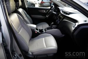 Pelēks Nissan Qashqai 2020 Rīga, ar dzinēja tilpumu 1.30 L un nobraukumu 62 tūkst. km par 16990 €, foto 10 vietnē AUTOMOTO.COM.LV
