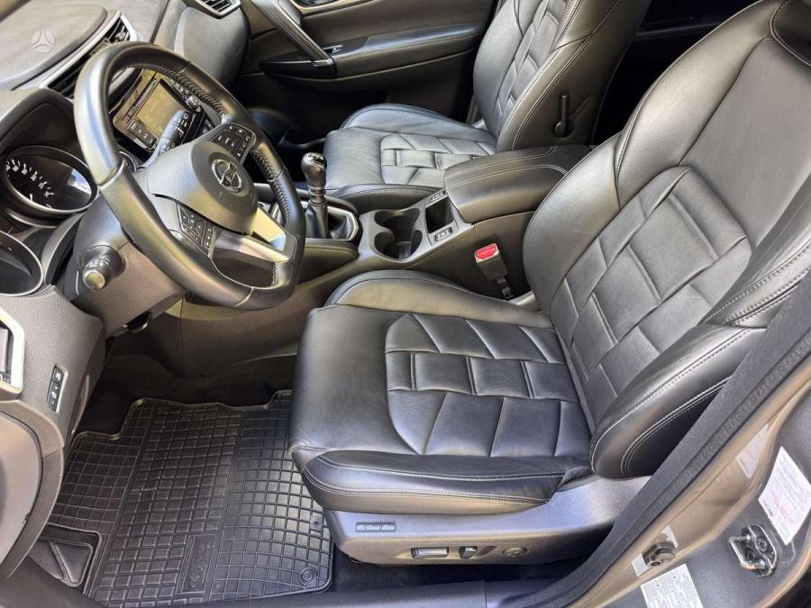 Pelēks Nissan Qashqai 2020 Šauļi, ar dzinēja tilpumu 1.75 L un nobraukumu 188 tūkst. km par 13650 €, foto 15 vietnē AUTOMOTO.COM.LV