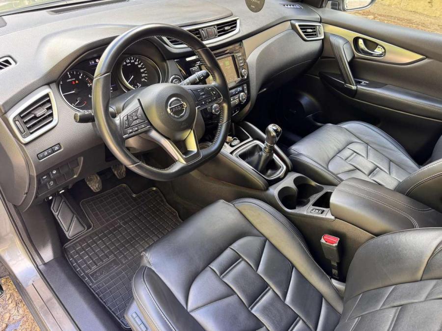Pelēks Nissan Qashqai 2020 Šauļi, ar dzinēja tilpumu 1.75 L un nobraukumu 188 tūkst. km par 13650 €, foto 17 vietnē AUTOMOTO.COM.LV