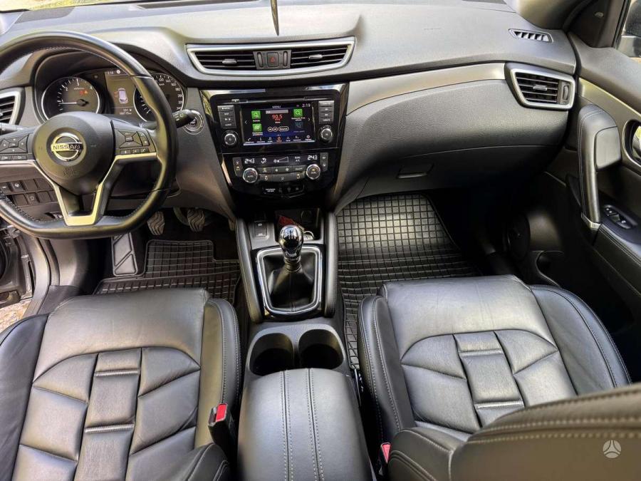 Pelēks Nissan Qashqai 2020 Šauļi, ar dzinēja tilpumu 1.75 L un nobraukumu 188 tūkst. km par 13650 €, foto 23 vietnē AUTOMOTO.COM.LV