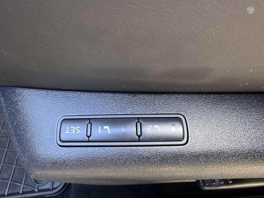 Pelēks Nissan Qashqai 2020 Šauļi, ar dzinēja tilpumu 1.75 L un nobraukumu 188 tūkst. km par 13650 €, foto 34 vietnē AUTOMOTO.COM.LV