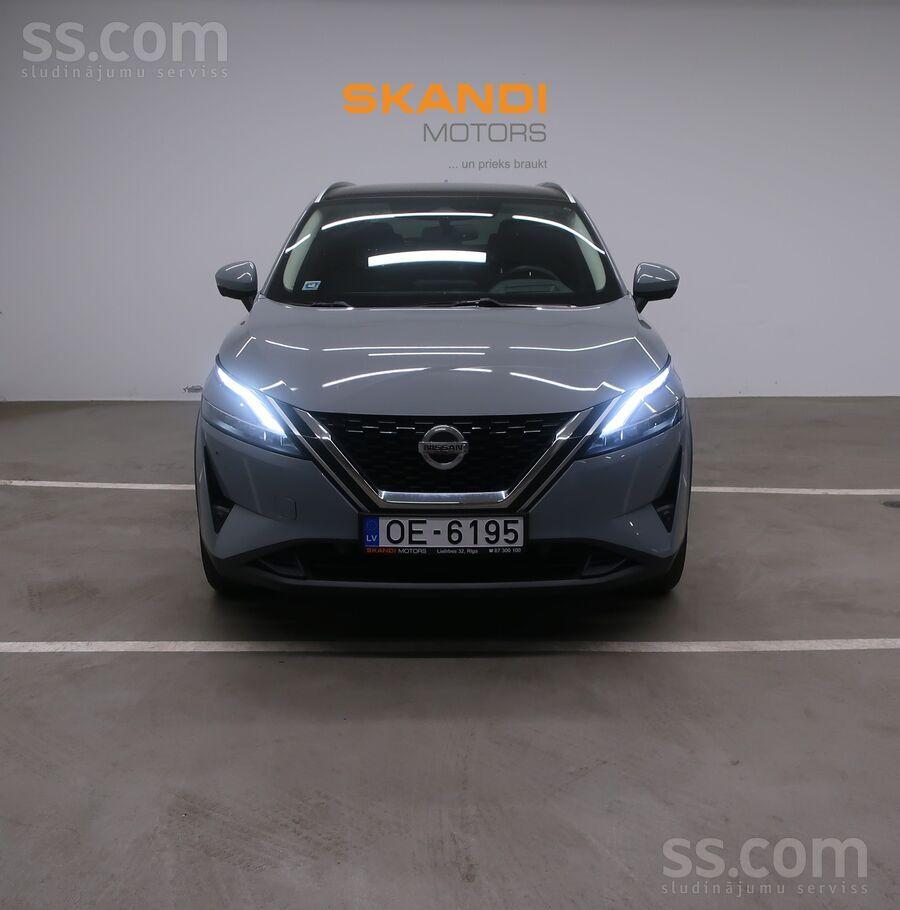 Grey Nissan Qashqai 2021 in Riga, with an engine capacity of 1.30 L and mileage of 58 thousand km for 22490 €, photo 2 on AUTOMOTO.COM.LV