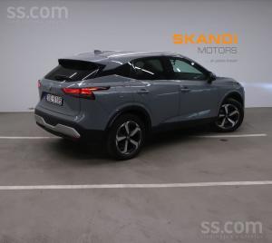 Grey Nissan Qashqai 2021 in Riga, with an engine capacity of 1.30 L and mileage of 58 thousand km for 22490 €, photo 4 on AUTOMOTO.COM.LV