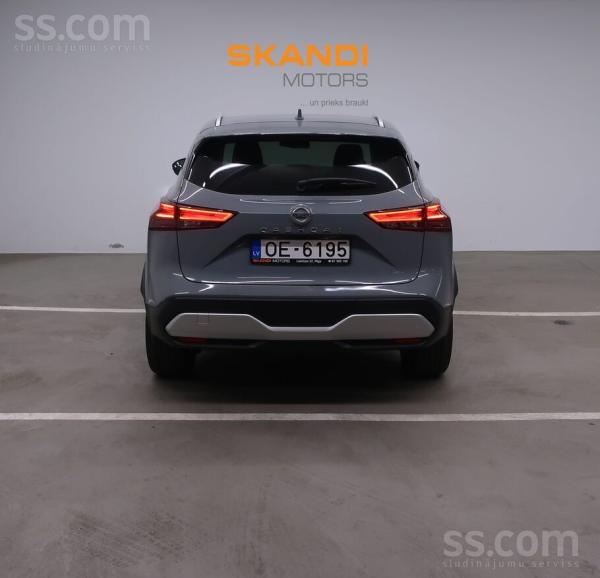 Grey Nissan Qashqai 2021 in Riga, with an engine capacity of 1.30 L and mileage of 58 thousand km for 22490 €, photo 5 on AUTOMOTO.COM.LV