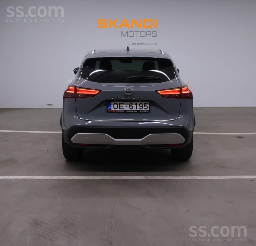Grey Nissan Qashqai 2021 in Riga, with an engine capacity of 1.30 L and mileage of 58 thousand km for 22490 €, photo 5 on AUTOMOTO.COM.LV