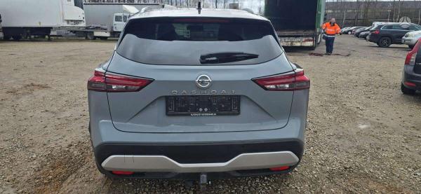 Grey Nissan Qashqai 2021 in Kaunas, with an engine capacity of 1.33 L and mileage of 205 thousand km for 18755 €, photo 6 on AUTOMOTO.COM.LV